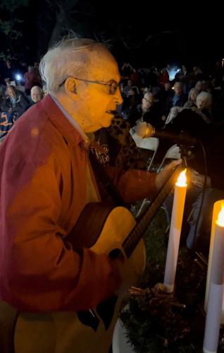 Historic Dupree School holds large candlelight Christmas gathering