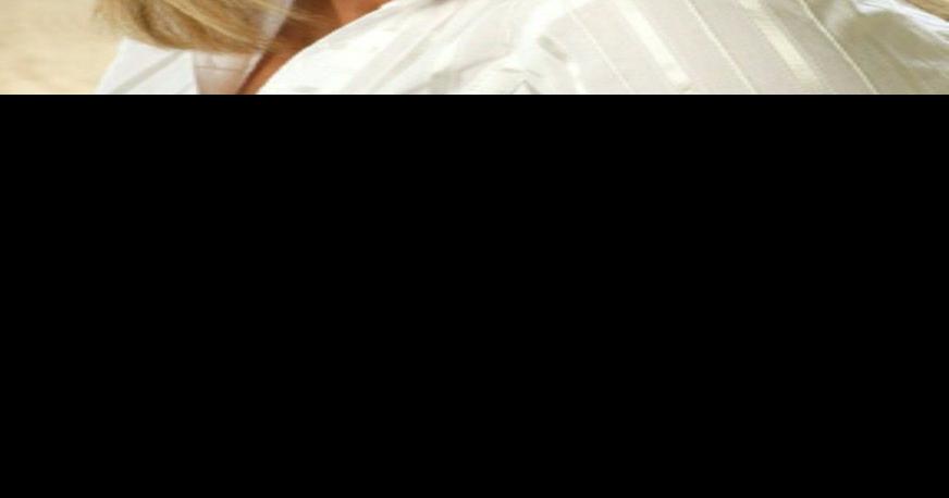 Military, family of fans excite Mandrell