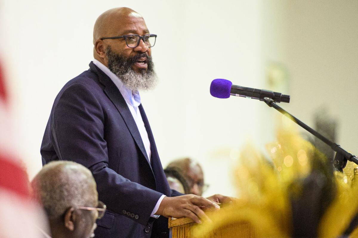 Auburn football chaplain Chette Williams dies