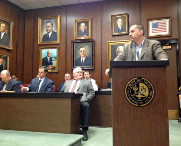 Dothan takes look at Sunday alcohol sales | News | dothaneagle.com