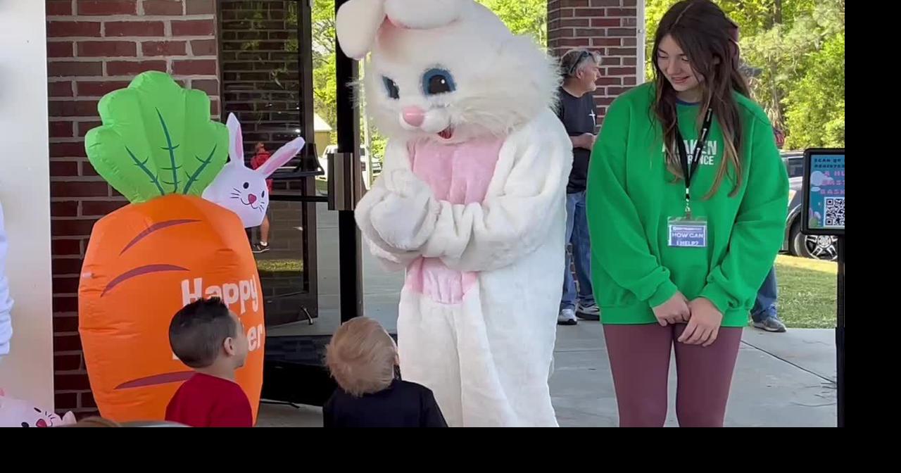 WATCH: Dothan First holds Easter egg hunt