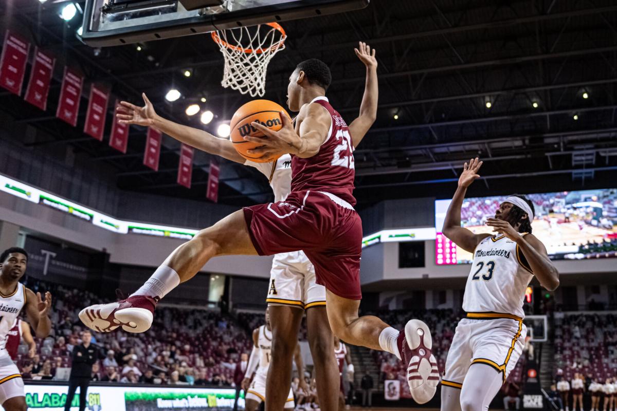 Troy shakes off rough start to beat App State, remain unbeaten in Sun Belt