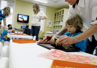 Program brings out artistic side of toddlers