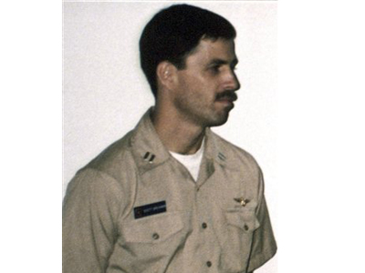 Missing Navy pilot found buried in Iraq desert