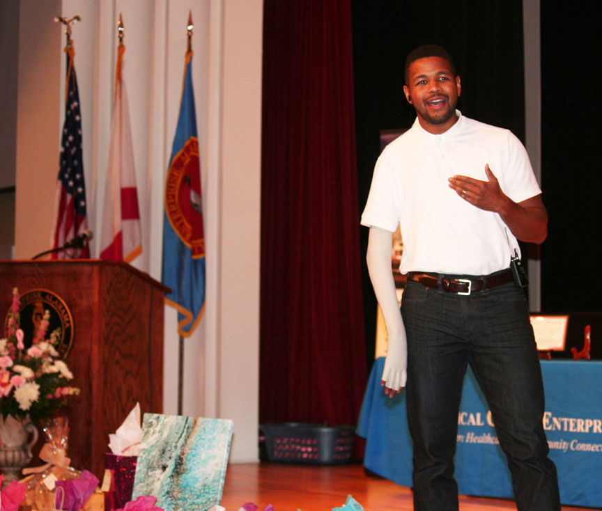 Former football star shares life lessons at Healthy Woman