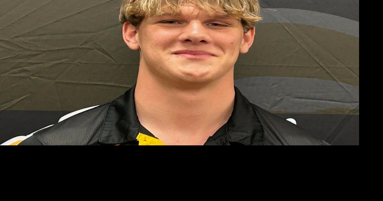 Wicksburg football player Aiden Rice signs with LaGrange College