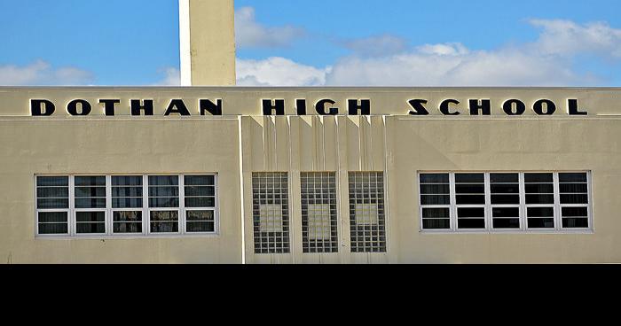 Police: 15-year-old arrested, charged with threat toward Dothan High School