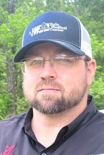 Hundreds turn out for Dale Sheriff's Youth Fishing Roado