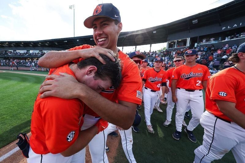 How did Auburn baseball's series win vs Oklahoma help its top-25 standing?