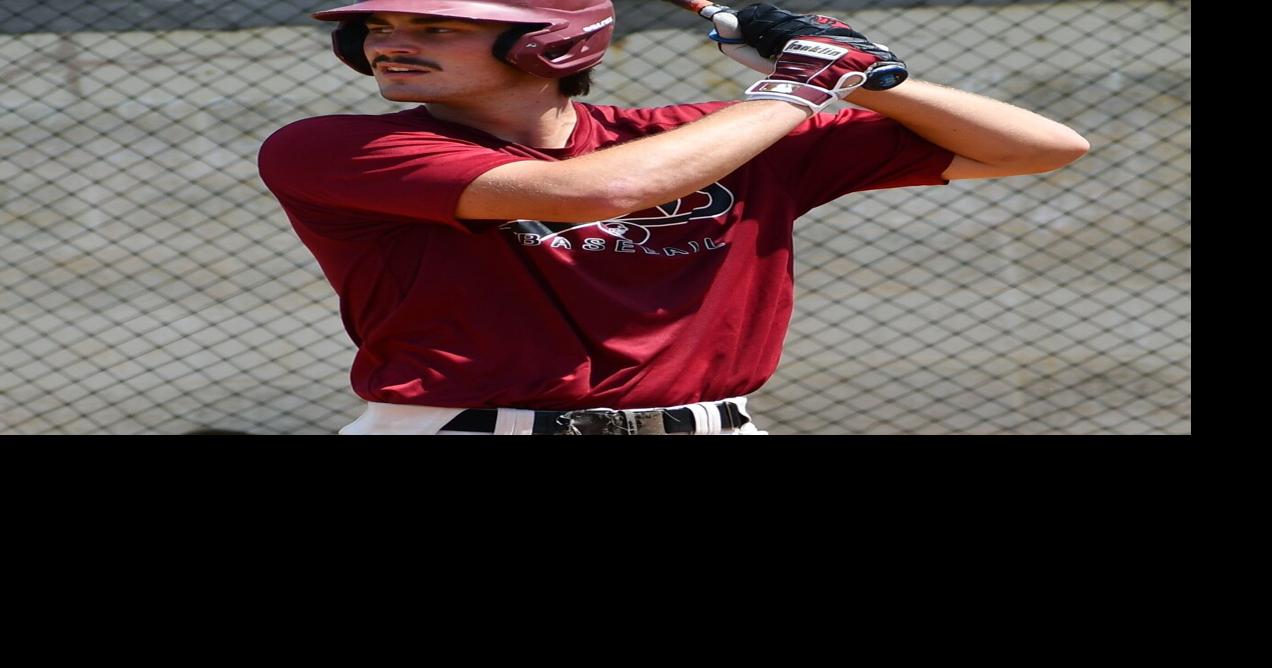 Wallace College baseball player Sean Darnell signs with UNC-Charlotte