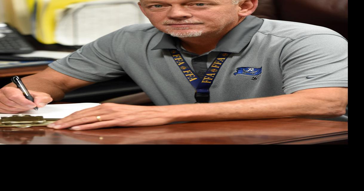 Mike Linder rises to lead Rehobeth High School with heavy community support