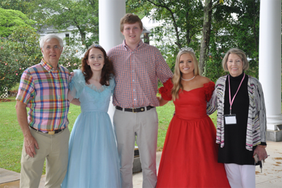 ‘Nice’ Eufaula overcomes thunderstorm as Pilgrimage shines