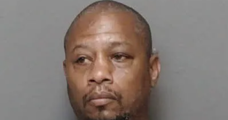 Dothan man arrested for robbing mother of cellphone