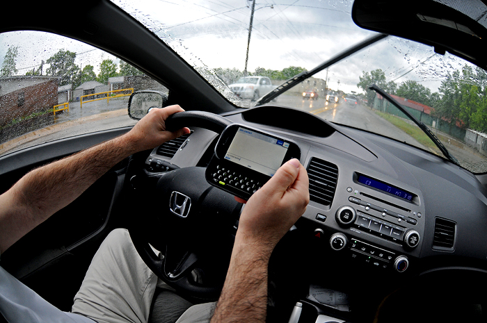 New texting while driving ban begins Aug. 1