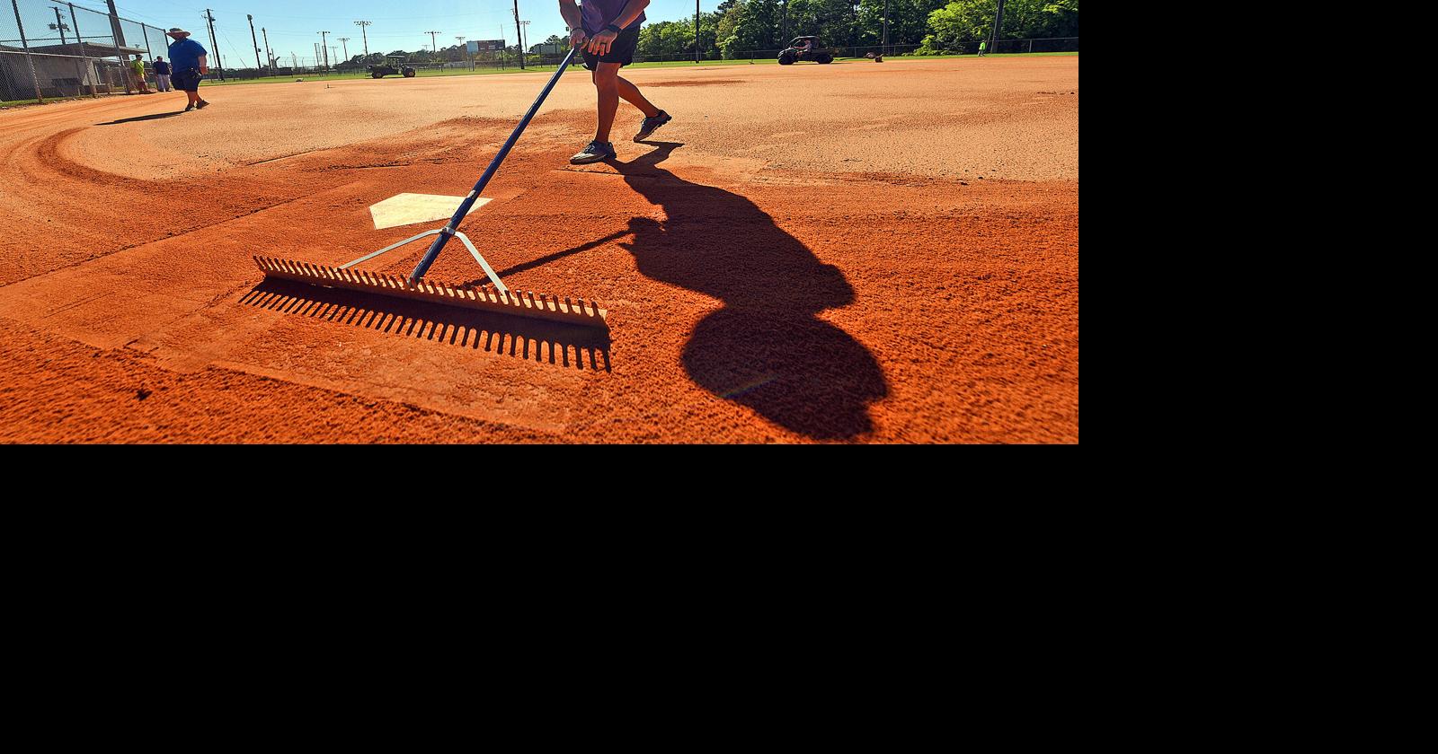 Fall youth sports registration is still available