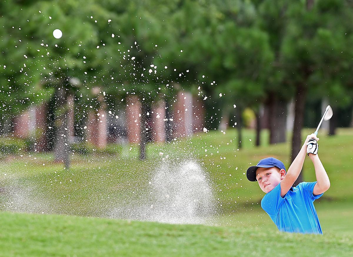 Future Masters: Broken arm behind, Reddy leads 10-under division