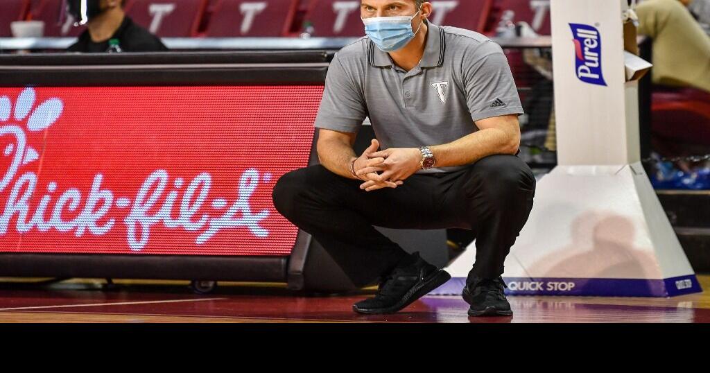 Troy basketball coach Scott Cross to miss Monday night game