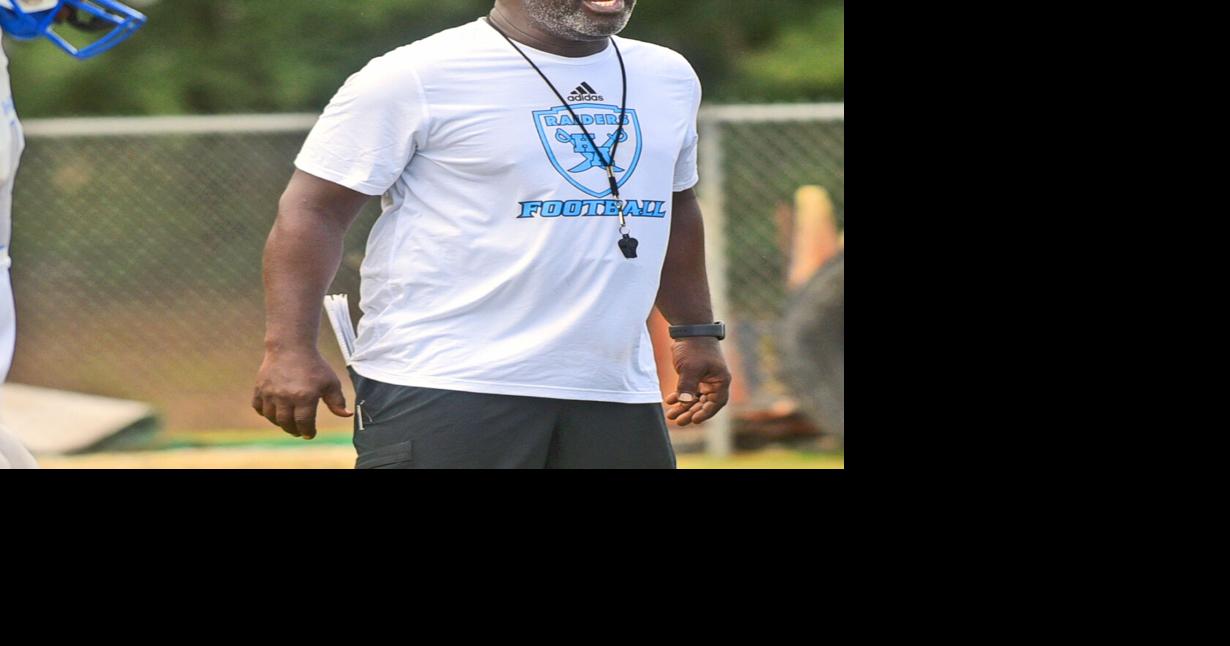 Record-holder Eddie Brundidge reacts to Kimani Vidal almost breaking ...
