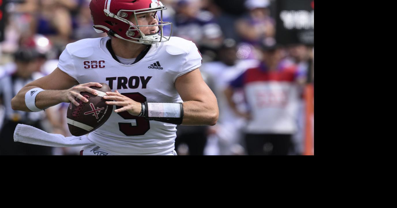 Goose Crowder named Troy starting quarterback