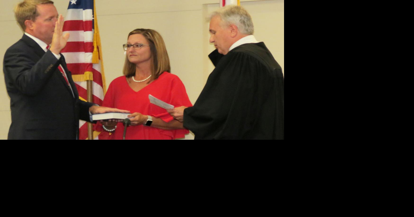 Wilson sworn in as district judge