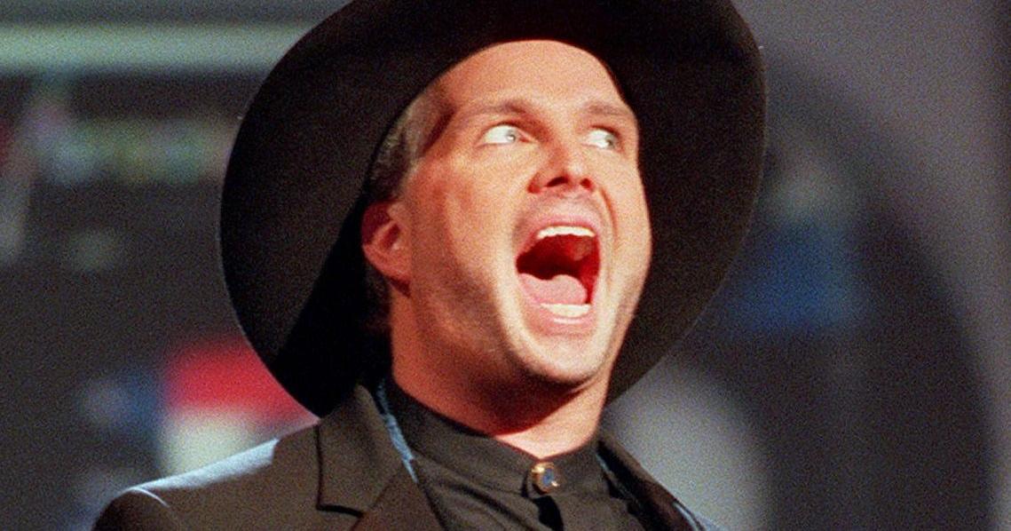 Photos: Garth Brooks through the years