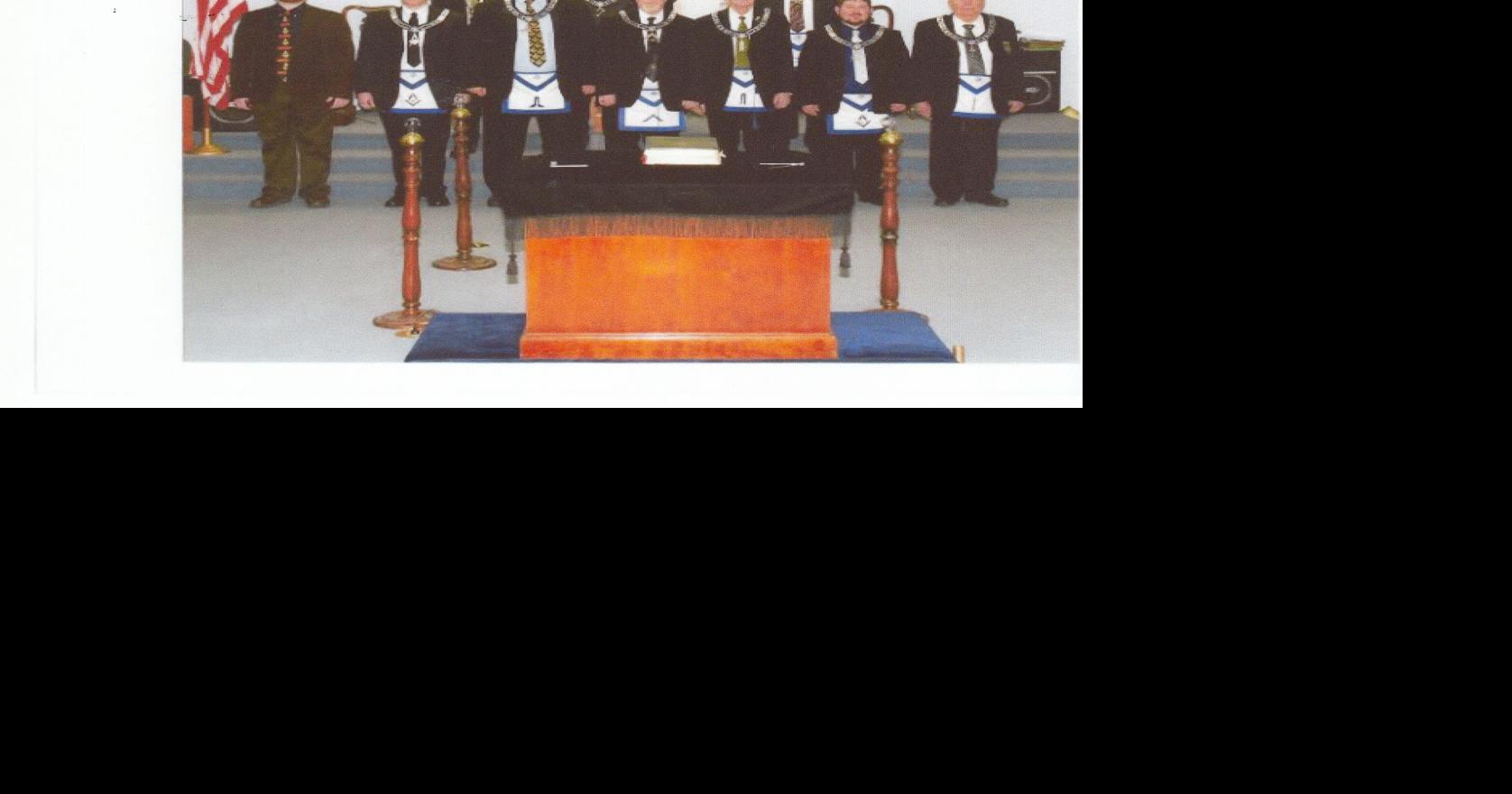 Masonic Lodge installs new officers