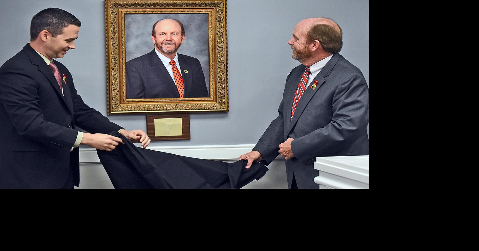 Culver, Sinquefield bid farewell during last Houston County meeting