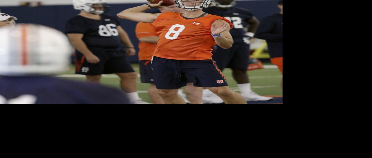 Jarrett Stidham performs well in Auburn Pro Day