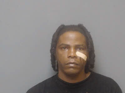 Dothan man arrested for trying to shoot ex-girlfriend, assaulting officer