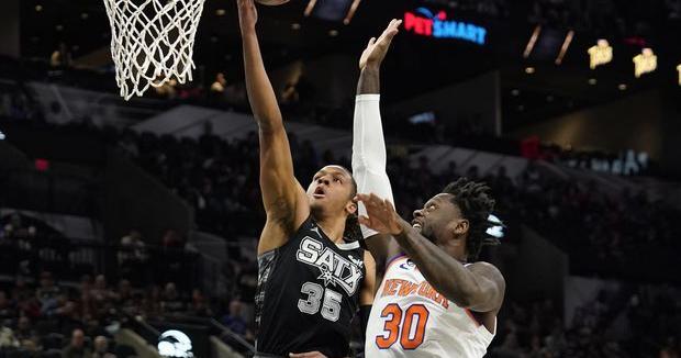 Spurs overcome Randle's 41, hand Knicks fifth straight loss | NBA | doublet973.com