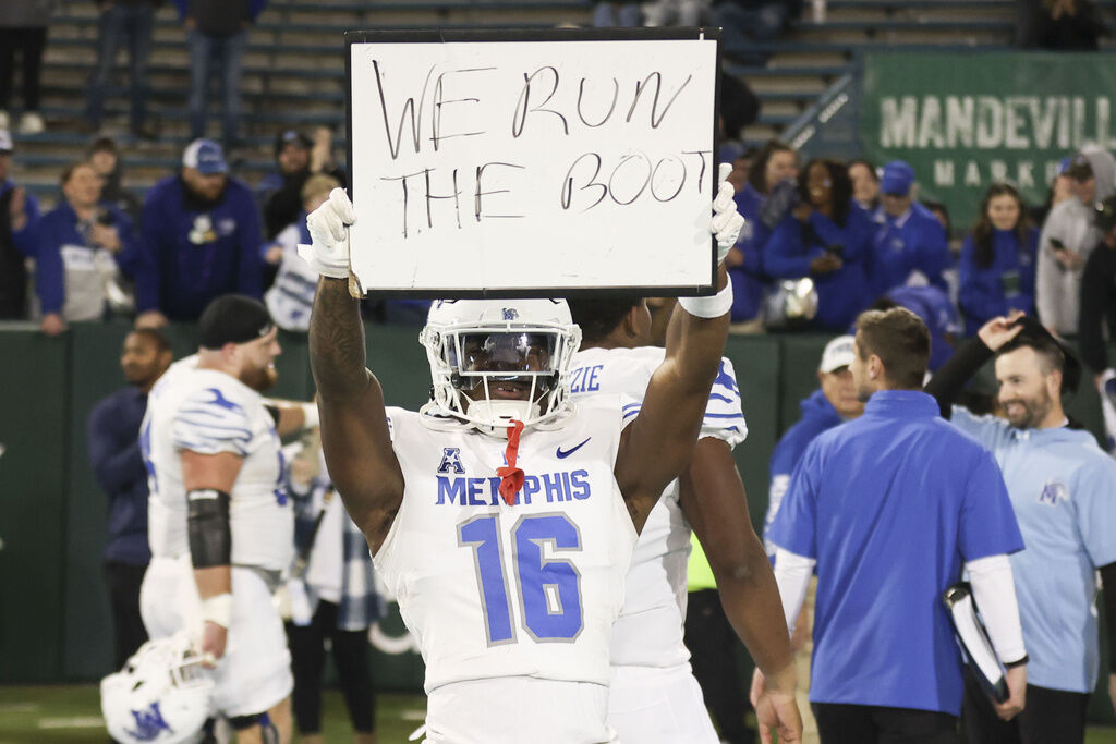 Way too early 2025 college football predictions: Group of Five ...