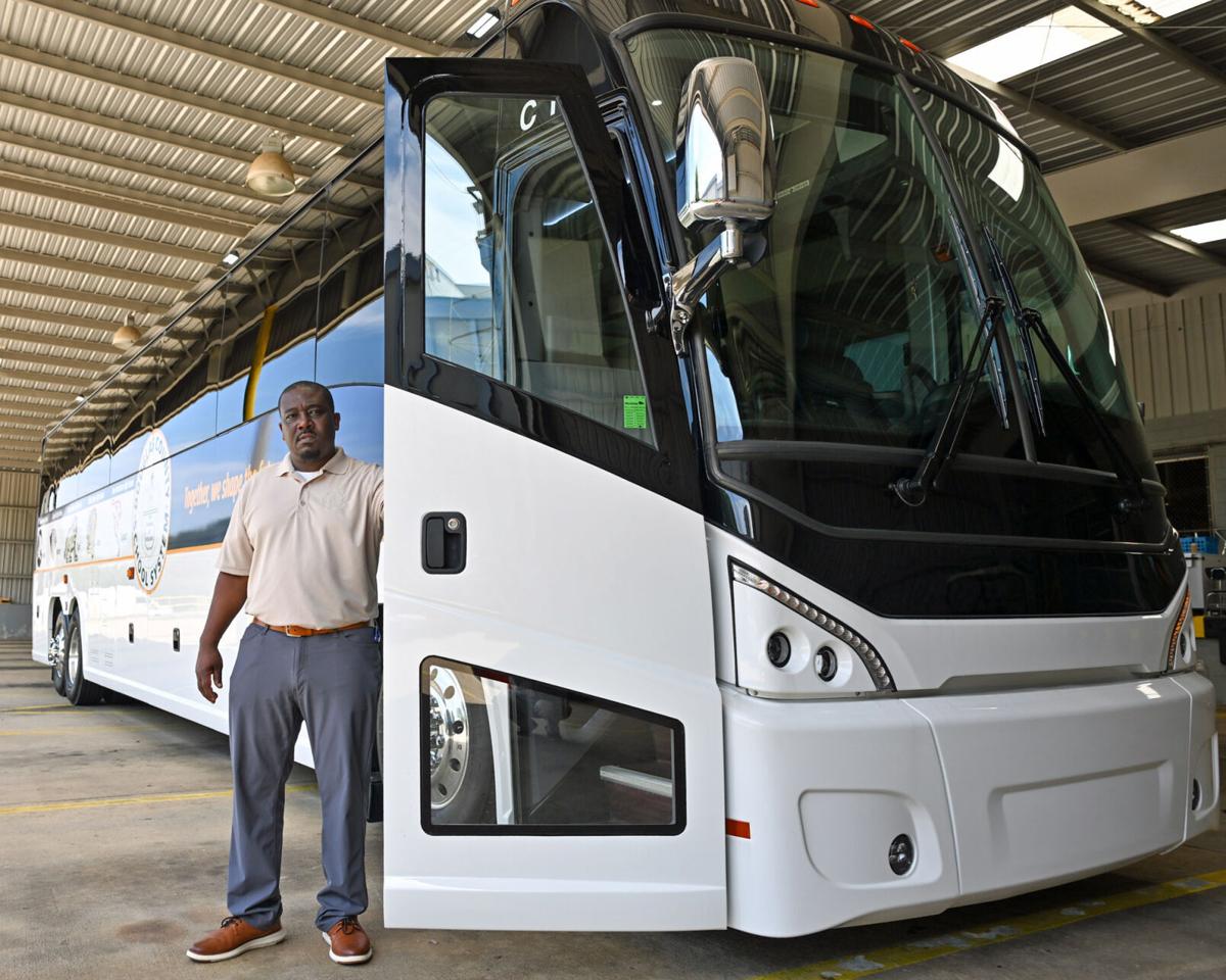 school charter buses