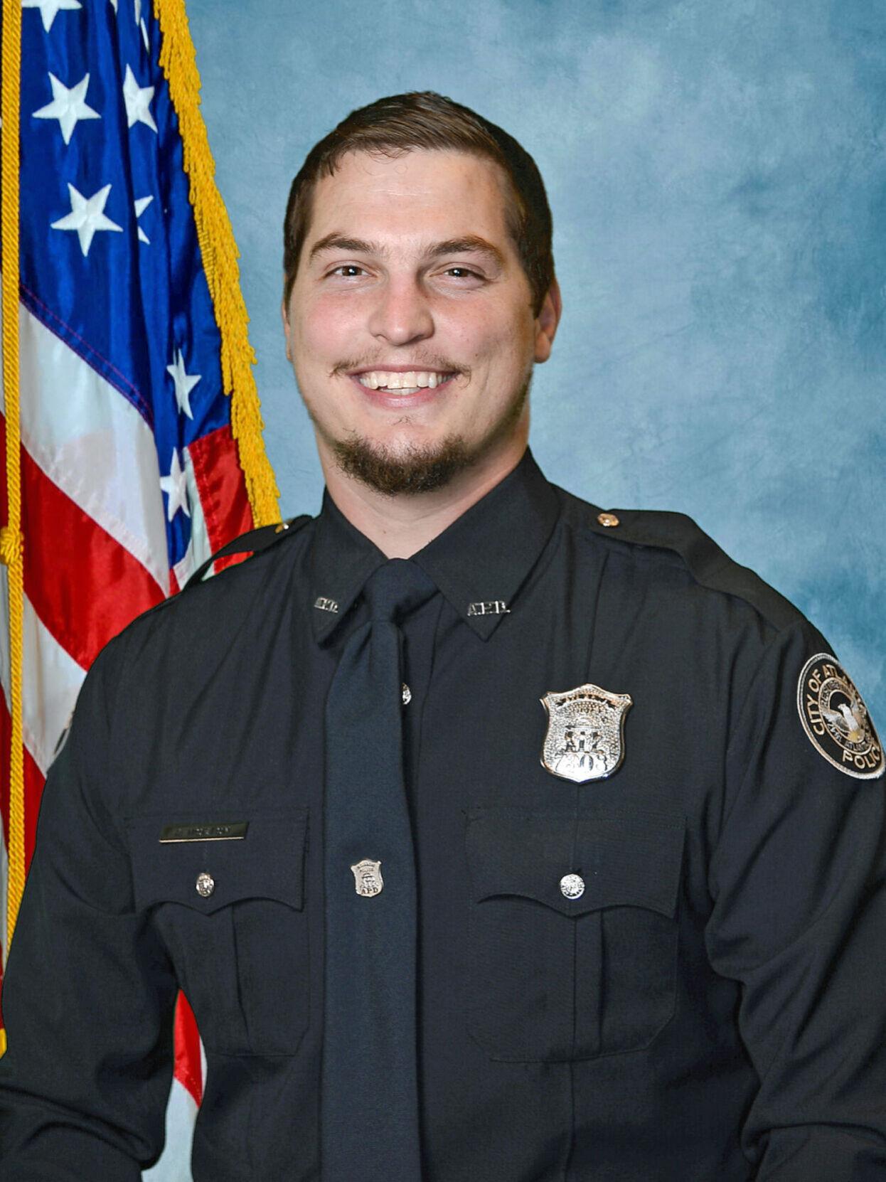 Homeowner shoots Atlanta Detective of the Year during break-in ...