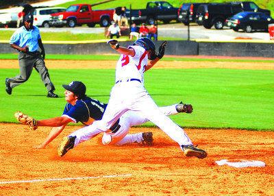 Cream team wins: Pies fly after Alexander defeats Douglas County 8-5 ...
