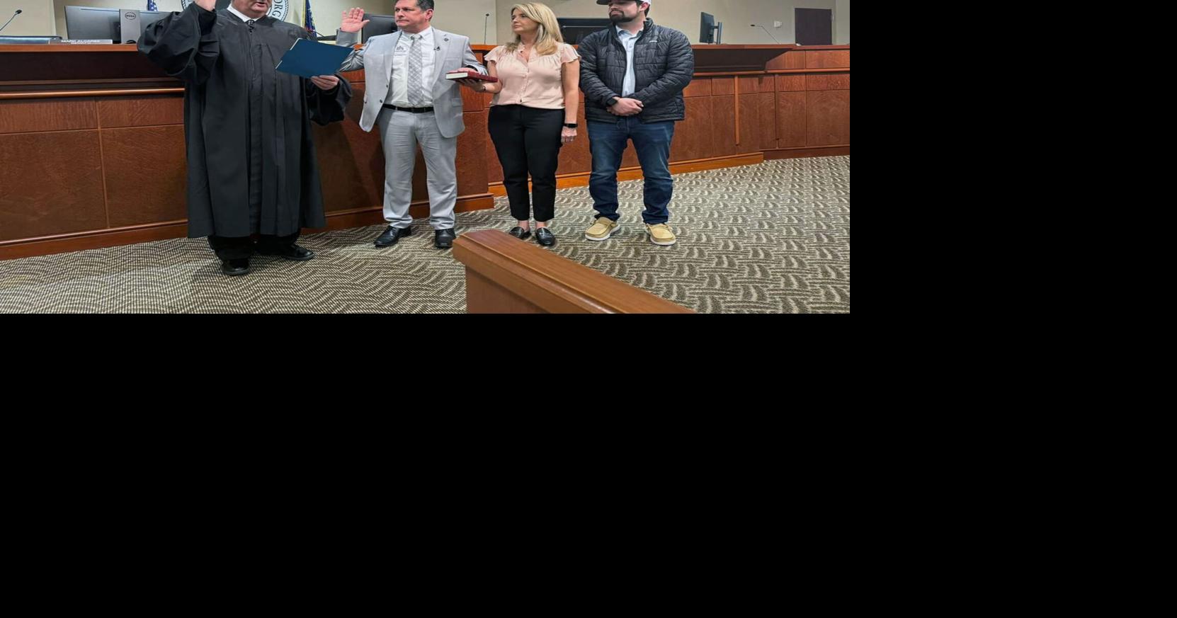 Mark Alcarez sworn-in as BOC vice-chair | Douglasville Sentinel ...