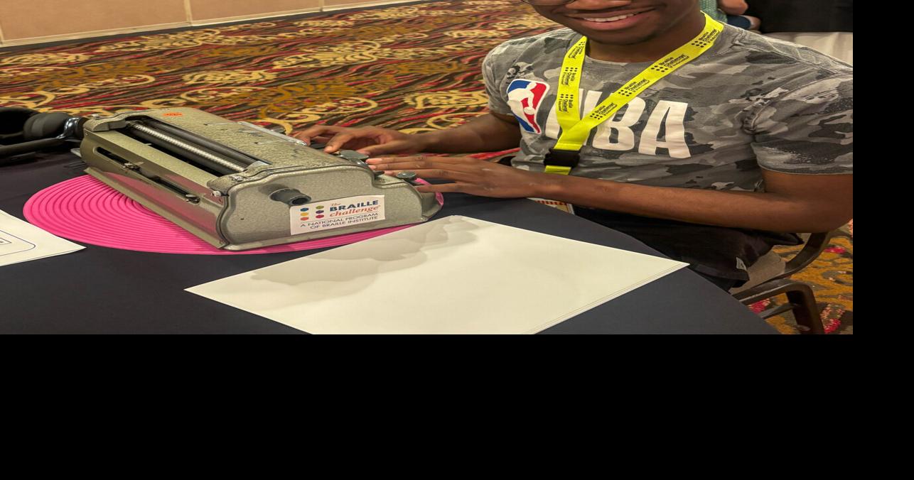 Student replaces classmate's cane after tripping over it | Douglasville ...