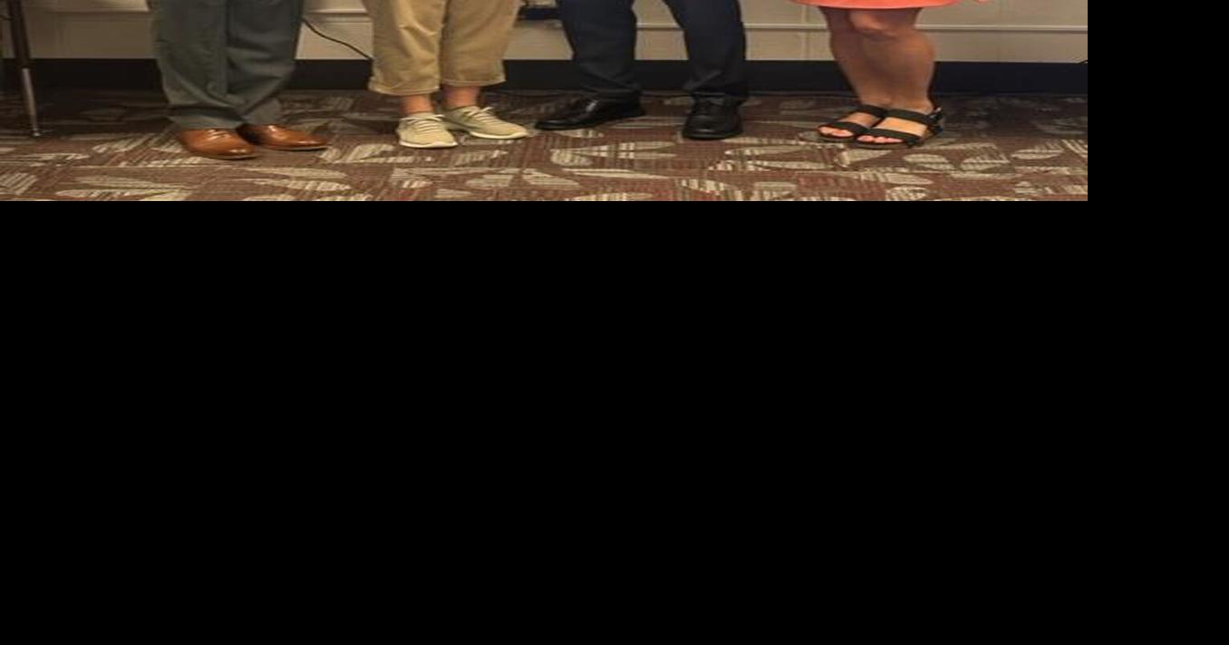 WES educator receives Teacher Hero Award | Community ...