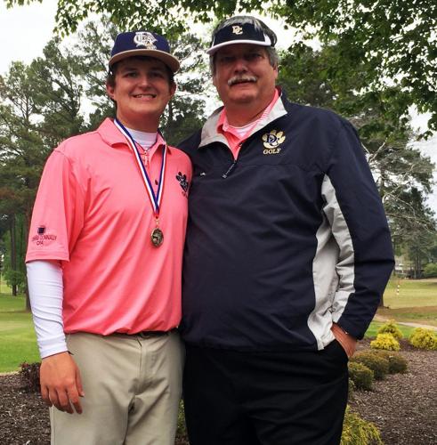 Austin Fulton pursues love of golf at state meet | Sports ...