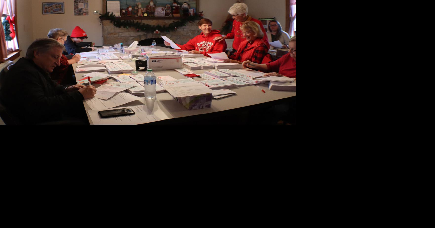 Santa's helpers are in Indiana | News | duboiscountyherald.com