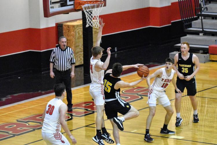 Blackhawks' comeback falls short at Eastern Greene | Sports ...