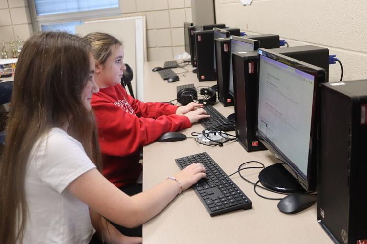William Tell Elementary students make plans for a 1,000 lb. pumpkin ...