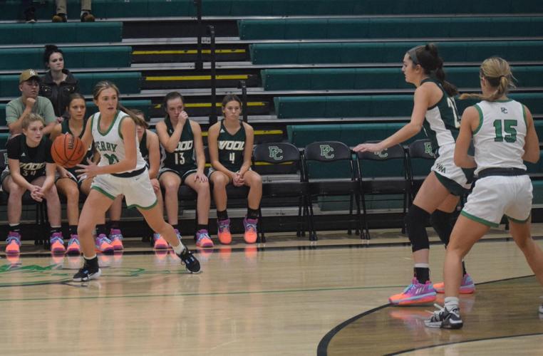 Trojans pull away against Commodores | Perry County News ...