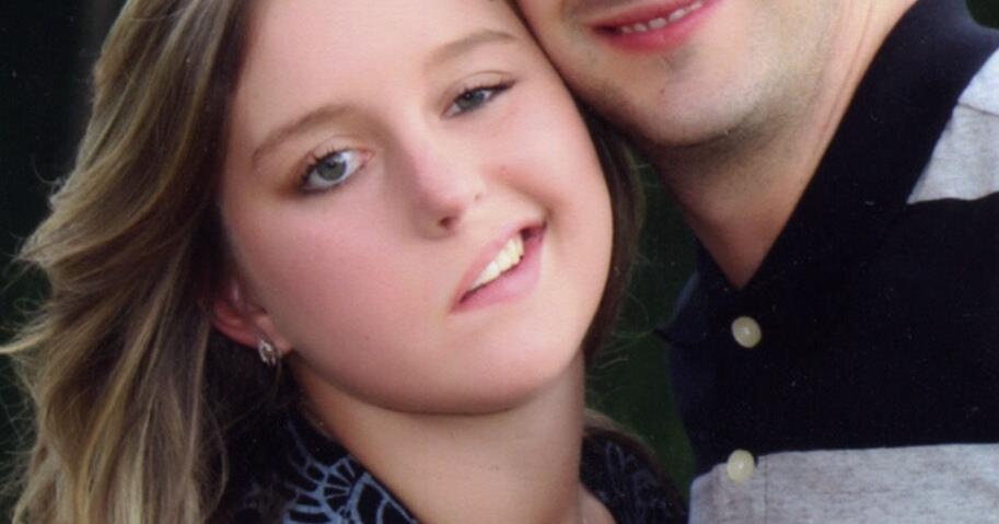 Ashley Humbert and Craig Merkel | Engagements | duboiscountyherald.com