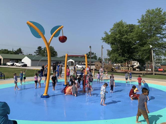 Making a splash in Dale | News | duboiscountyherald.com