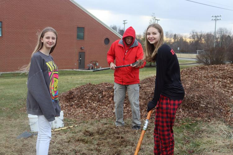 William Tell Elementary students make plans for a 1,000 lb. pumpkin ...