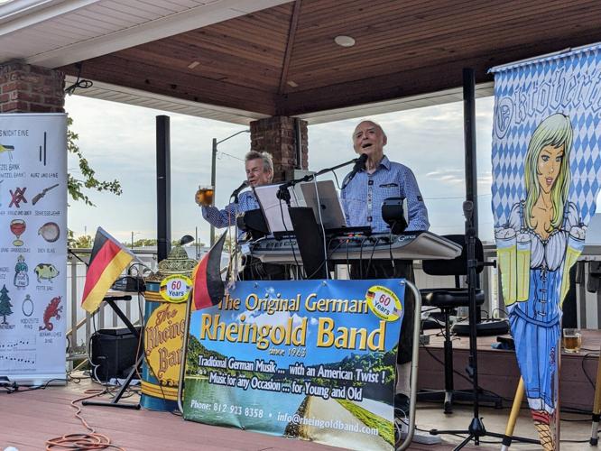 Pour Haus hosts inaugural Oktoberfest celebration | Perry County News ...
