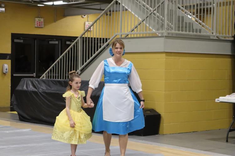 Cannelton brings back in person celebrity dinner fundraiser | Perry ...