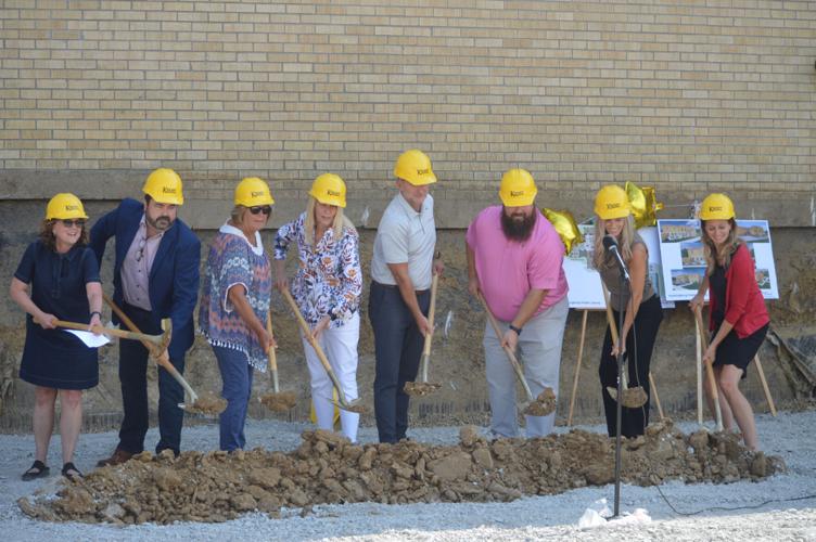 Expect growth at Huntingburg Public Library | Features ...