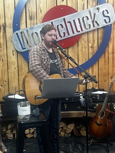 Groundhog predicts early spring | News | duboiscountyherald.com