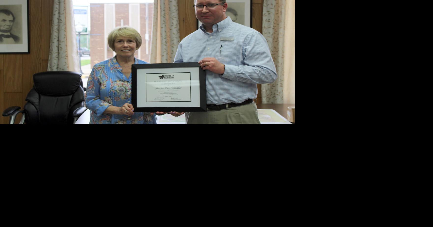 Indiana 15 honors the late Mayor Winkler | Government ...